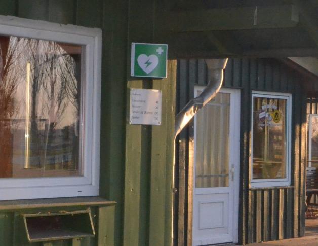 SV Vaalia Vaale schafft Defibrillator für Sicherheit am Platz an