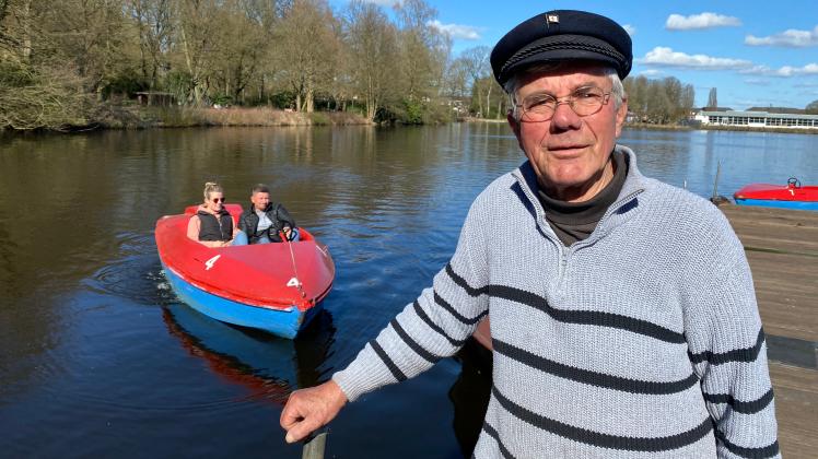 Barmstedt: Peter Latsch verleiht seit 60 Jahren Tretboote