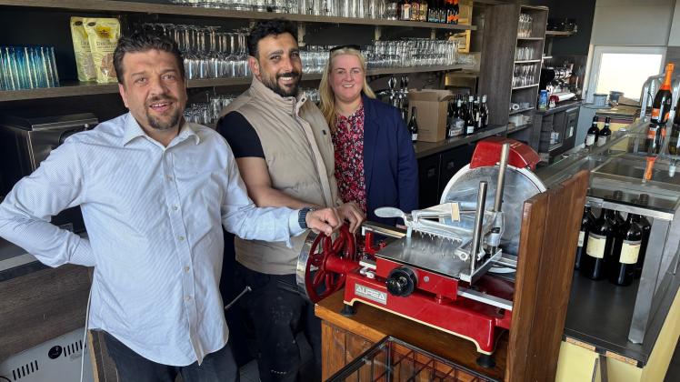 Eva-Maria Lübbers aus Rhede eröffnet Restaurant an B70