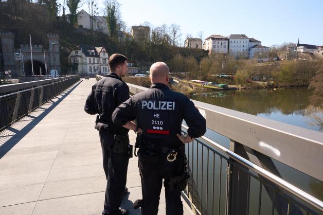 Weilburg: Pawlos offenbar tot – Kinderleiche in der Lahn entdeckt