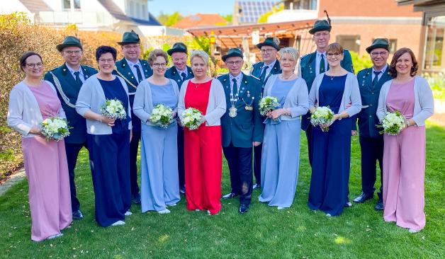 Thron 2025: König Josef Cordes regiert den Schützenverein Versen