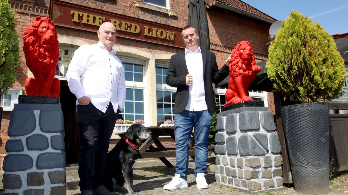 Dean Hunt „veerbt“ das Red Lion in Bad Iburg an seinen Sohn