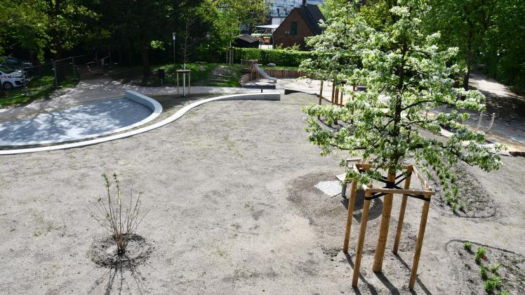 Rathauspark in Quickborn wird viel später eröffnet als gedacht