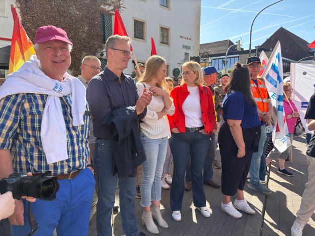 Klare Worte bei Mai-Kundgebung in Osnabrück an VW-Vorstand