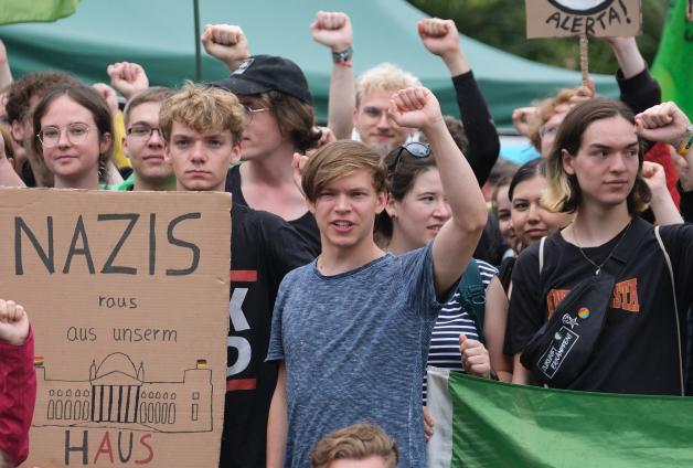 Timon Dzenius: „Die Bild-Zeitung ist keine seriöse Quelle“