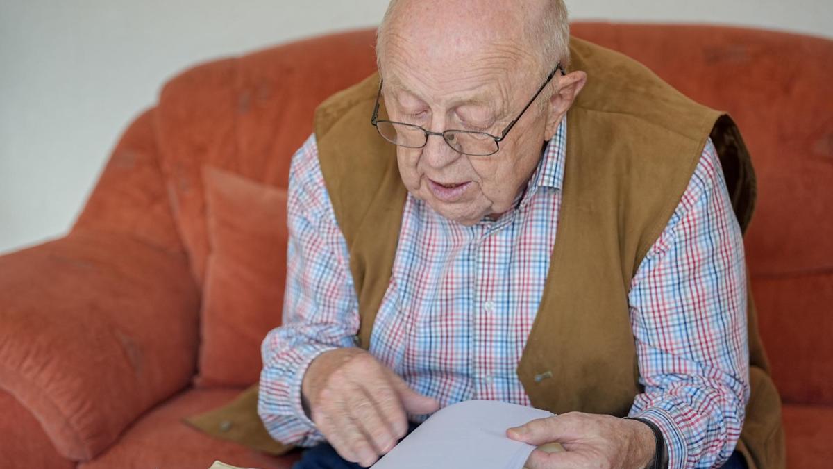 Werner Imbrock aus Oldendorf: Historiker erforscht Weltkrieg