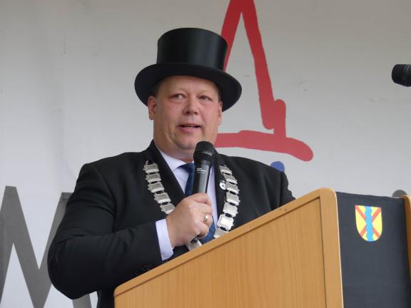 Bildergalerie: Bürgerschützen Emsbüren feiern Jubelschützenfest