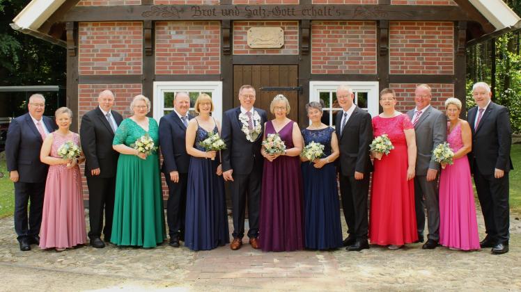 Kaiser zum Jubelschützenfest in Ahmsen heißt Friedhelm Sandmann