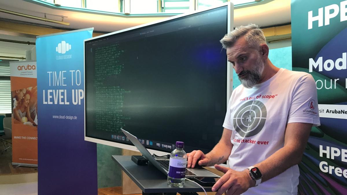 Profi-Hacker Marco Di Filippo zeigt live Cyberangriff