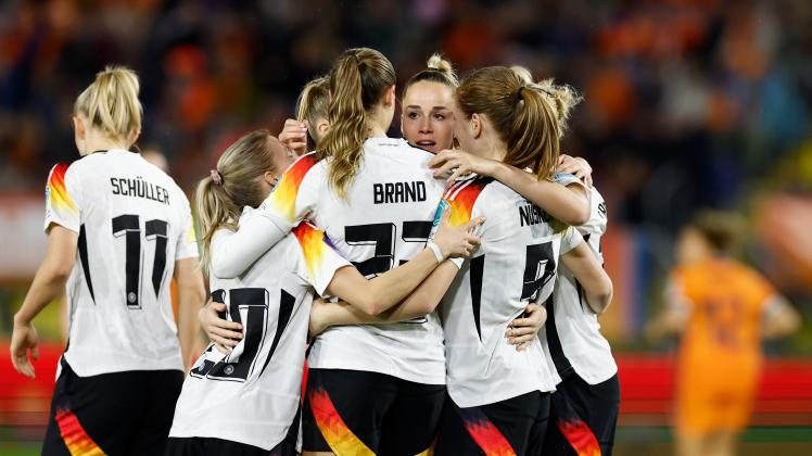 Auftakt der DFB-Elf: Freuen Sie sich auf Fußball-EM der Frauen?