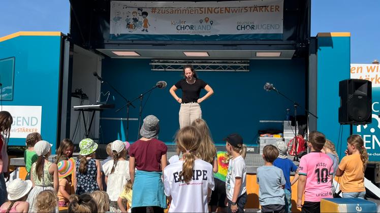 SingBus in Glückstadt: Musik, Workshops und Ausstellung