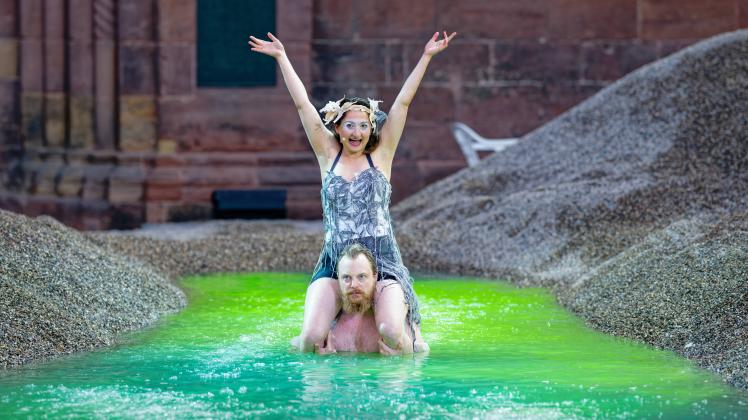 Nibelungen-Festspiele 2025: „See aus Asche“ zerlegt den Mythos