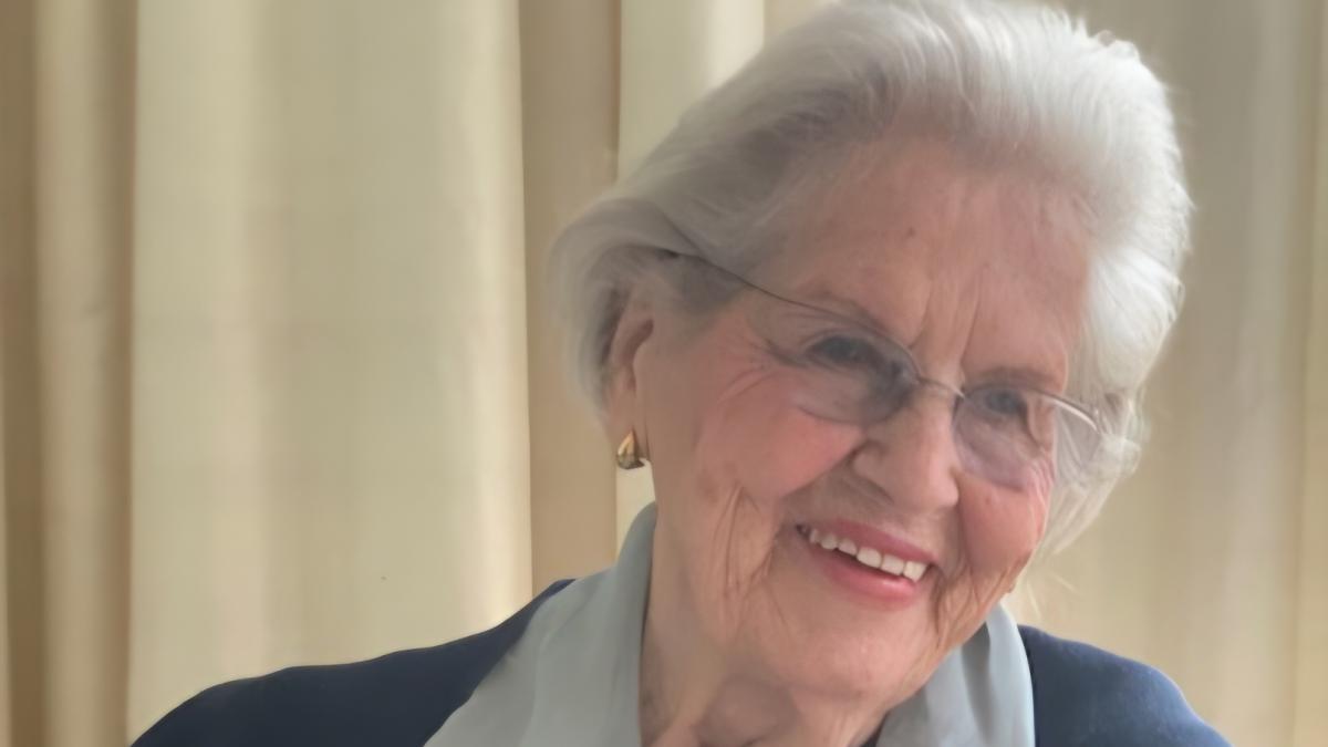 Ruth Sanders aus Osnabrück wird 100: Ein Leben voller Geschichte