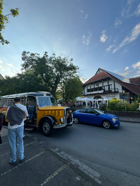 Zug durch Bad Laer: Die schönsten Bilder der Kneipentour