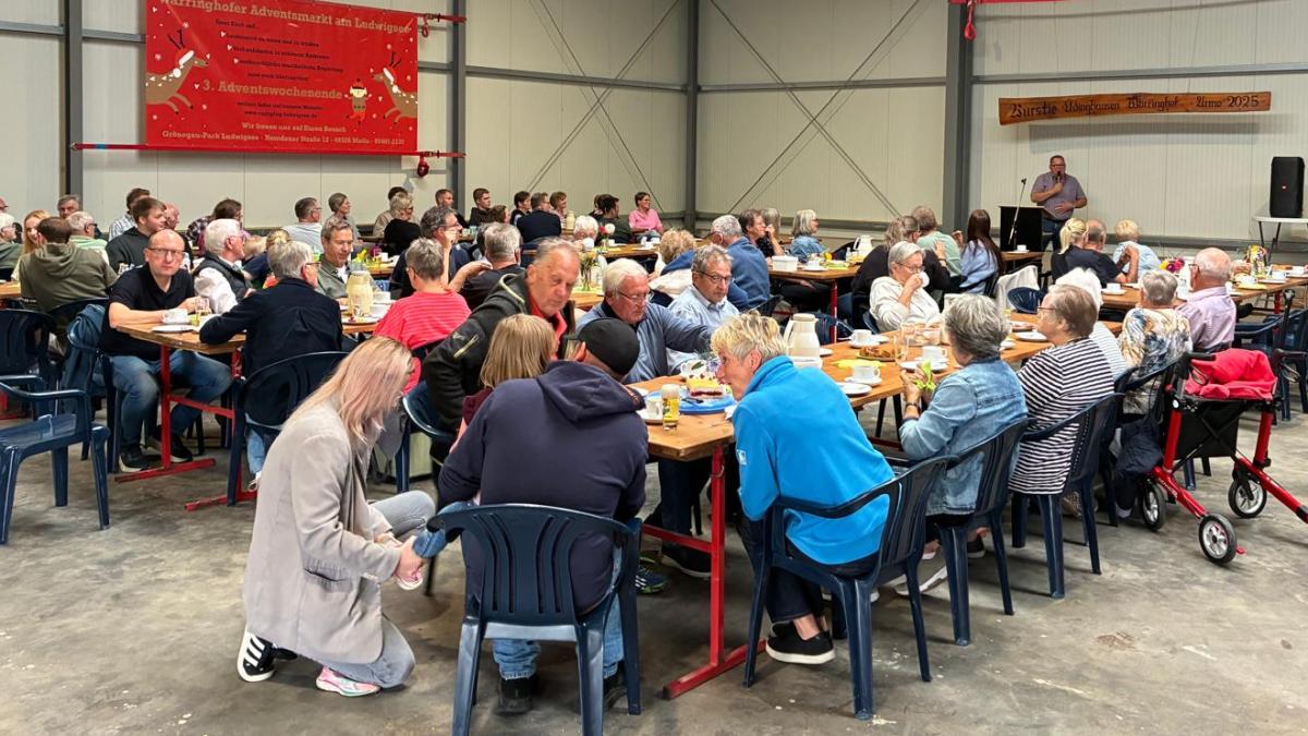 Burstie in Üdinghausen-Warringhof: Bürger diskutieren Projekte