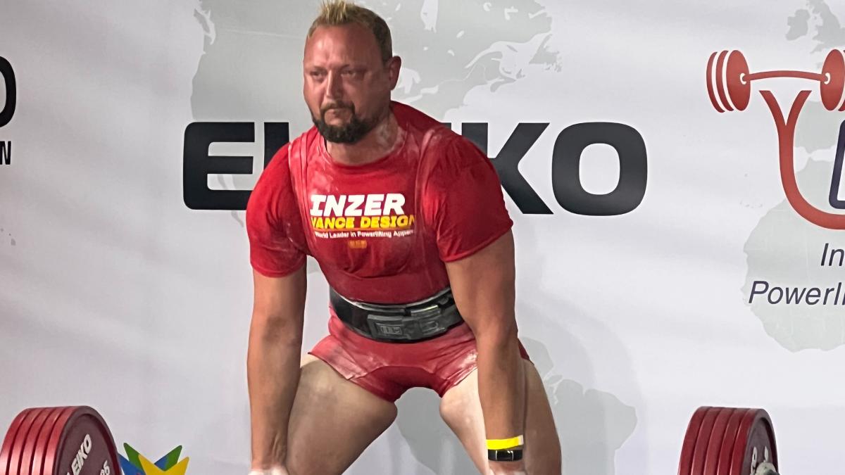 Thomas Leffers aus Papenburg wird Weltmeister im Kraftdreikampf