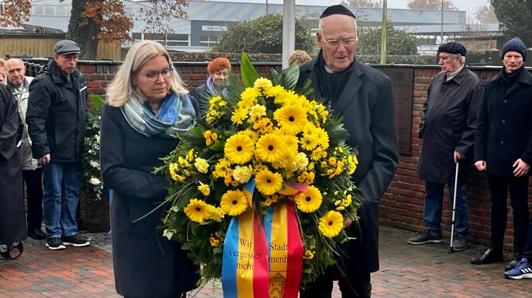Mahnende Worte bei Gedenken an Reichspogromnacht in Delmenhorst
