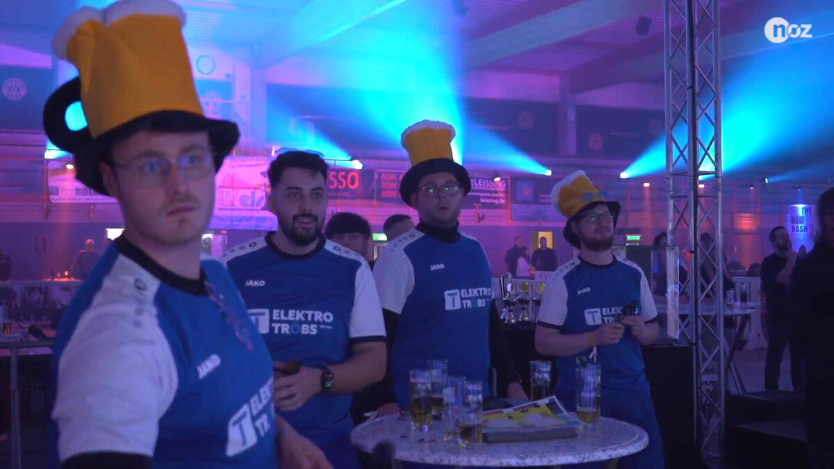 "Coole Sache": „Helli Pally“ Darts-Event in Osnabrück gestartet