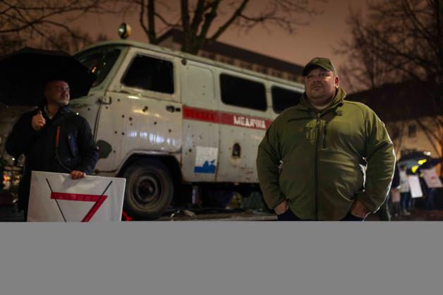 Wegen Russian Sensation Party: Mahnwache vor Alando in Osnabrück