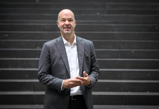 Familienunternehmer laden AfD ein: Fratzscher warnt vor Folgen