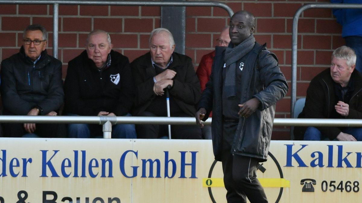 Zur Rückrunde: Al Anozie wird neuer Trainer beim SV Quitt Ankum