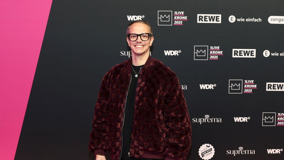 DJ Alle Farben nach Unfall: „Ich habe überlebt“