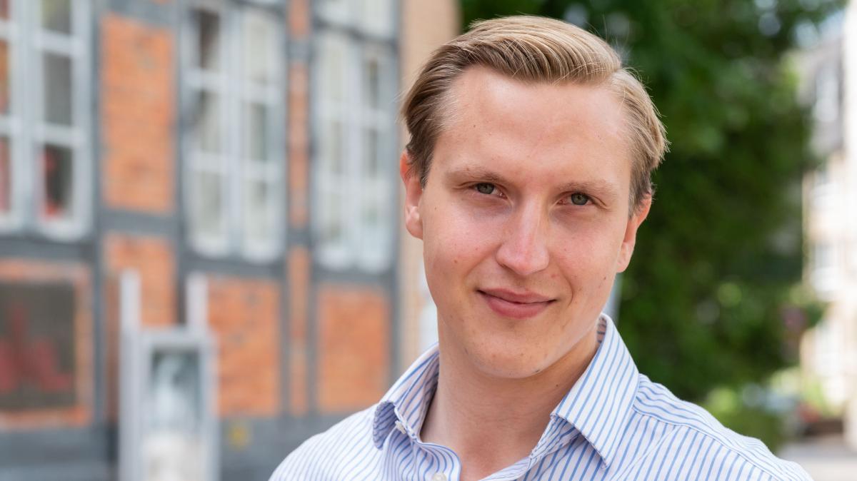 Parole der Hitlerjugend? Justiz prüft Aussage von Kevin Dorow