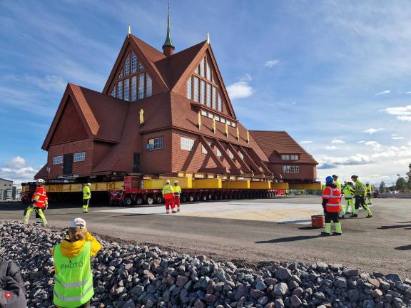 Trump, Merz und ein neuer Papst: Die Bilder des Jahres 2025