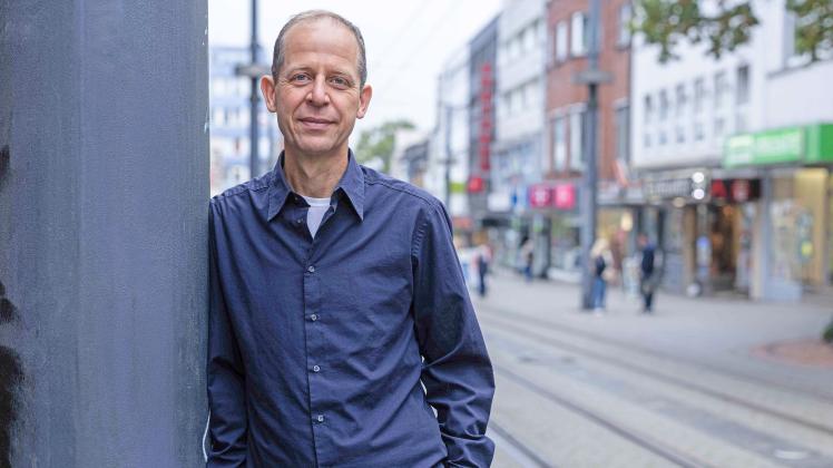 Stephan Schäfer über neuen Roman und die Kraft des Miteinanders