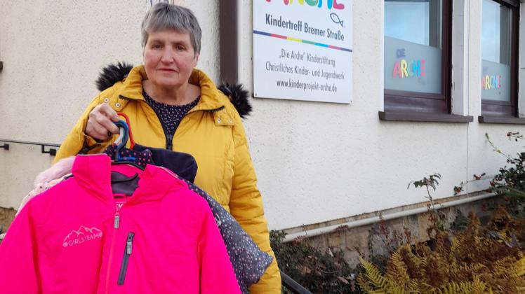 Diese Frau versorgt die Kinder der Arche Osnabrück mit Kleidung