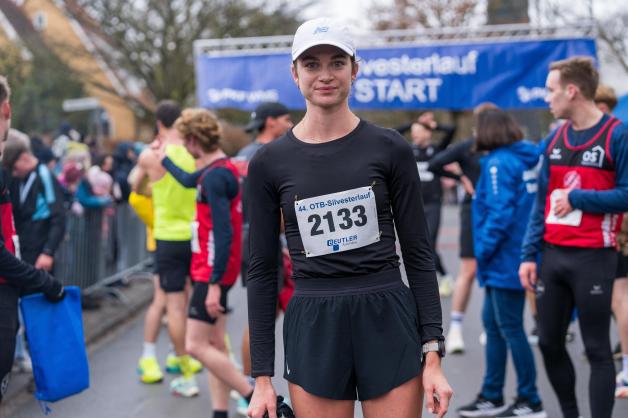 Mit Streckenrekord: So lief der OTB-Silvesterlauf 2025