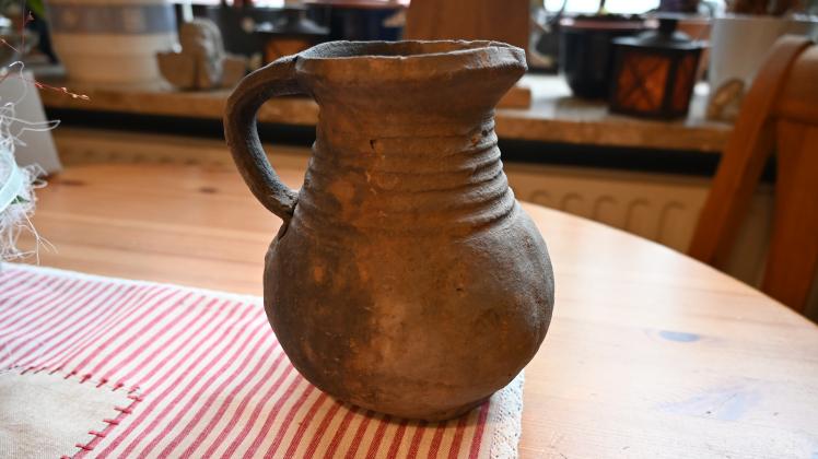 Aus dem Mittelalter: 700 Jahre alter Krug in Sülfeld entdeckt