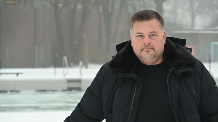 Freibad Quickborn: Wieso der Chef auch im Winter im Einsatz ist