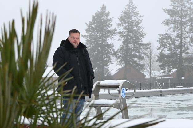 Freibad Quickborn: Wieso der Chef auch im Winter im Einsatz ist