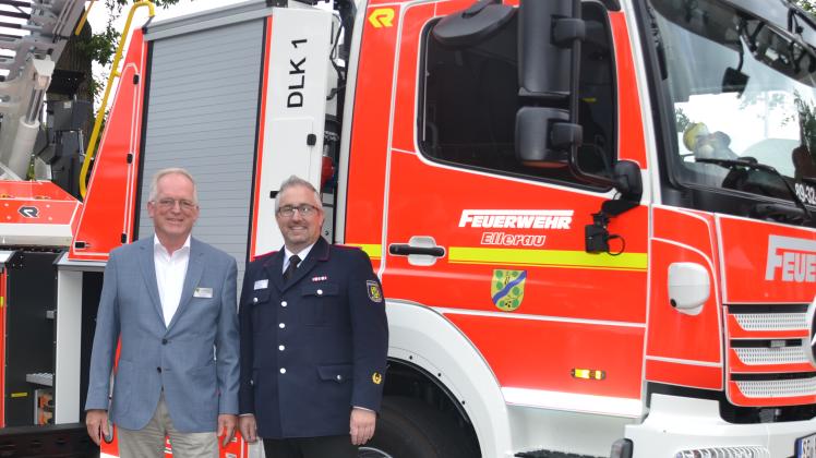 Feuerwehr Ellerau verkauft gebrauchtes Fahrzeug mit Gewinn