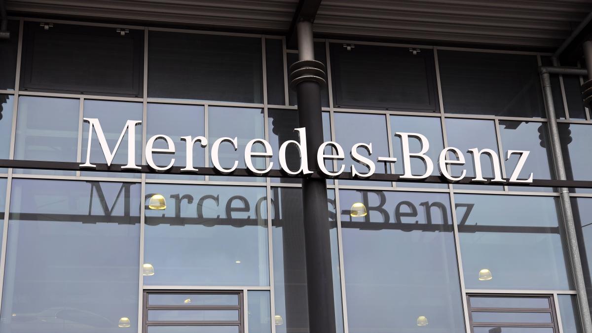 Mercedes-Benz: Diese Herausforderungen sieht Experte Dudenhöffer