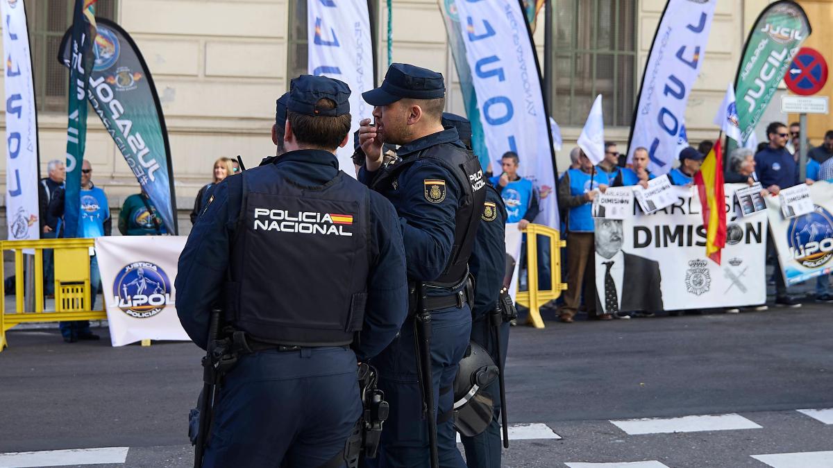 Sex-Skandale in Politik, Polizei und Star-Welt schocken Spanien