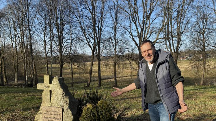 Flugzeugabsturz Sülfeld: Archivar findet Wrack nach 59 Jahren.