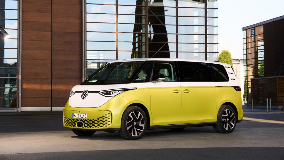 VW ID Buzz im Test: 280–330 km Reichweite, Laden bis 200 kW