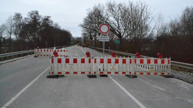 Verwunderlich Sperrung B 76 Fotos