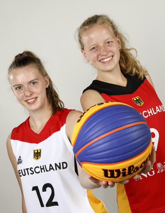 3x3-Basketball in Bochum mit Emily Enochs und Tonia Dölle