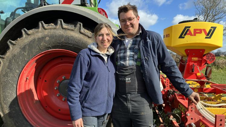 Hof Lienau im März: Weideglück für die Kühe nach langem Winter