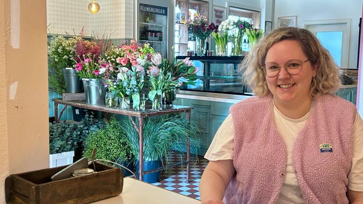 Speisekammer in Wyk verkauft jetzt auch frische Blumen