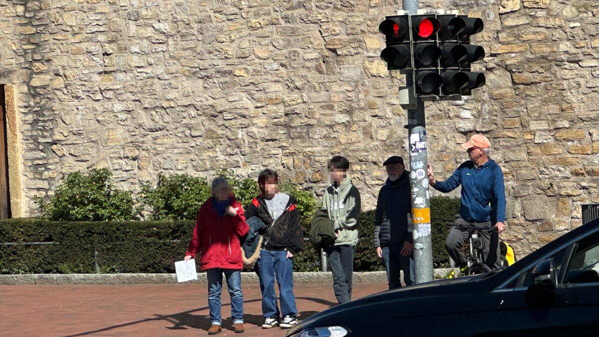 Warum manche Ampeln in Osnabrück nur per Knopfdruck grün werden