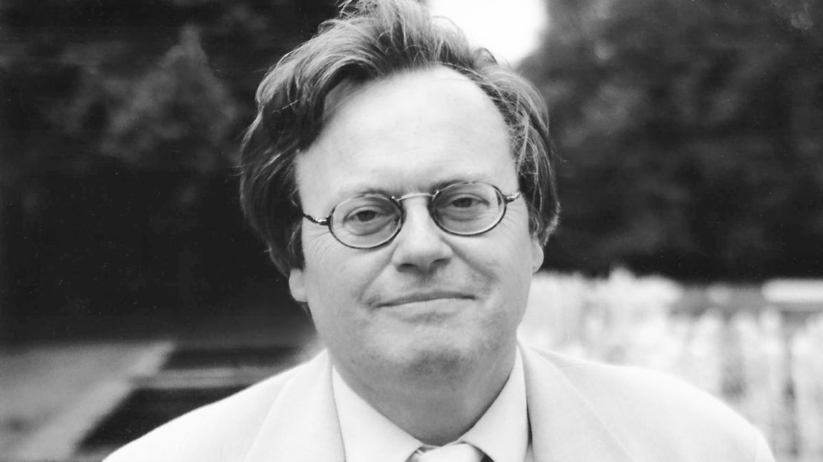 Trauer an Uni Osnabrück: Professor Klaus Busch ist tot