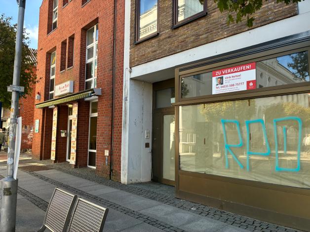 Bad Oldesloe: Großflächige Graffitis auf Schaufenstern irritieren