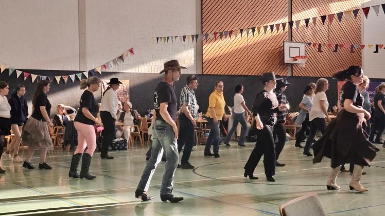 Linedance boomt: Seagull Stompers feiern 1. Geburtstag