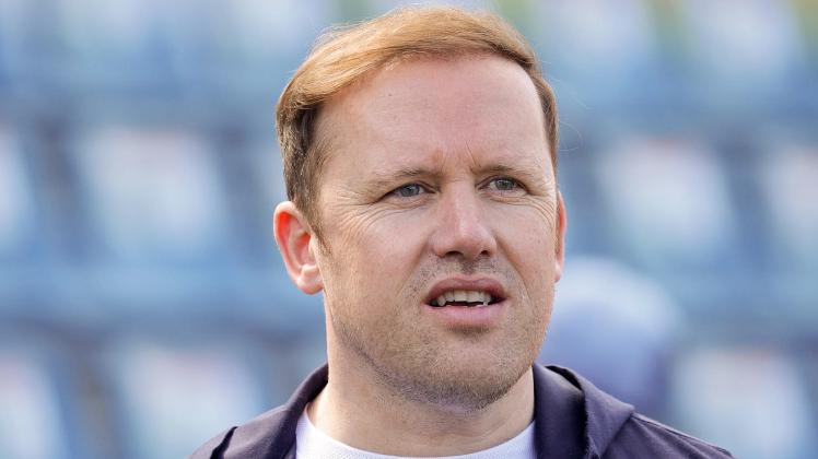 Holstein Kiel: Rebbe über Verhandlungen mit Walter und Transfers