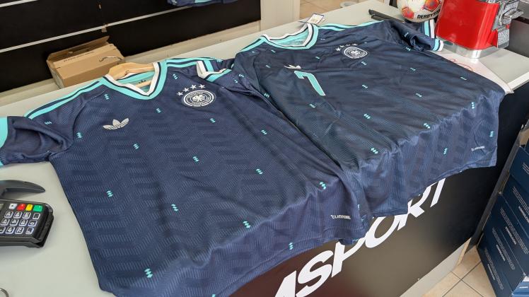 Fake-Trikot oder echt? So erkennen Experten ein billiges Imitat