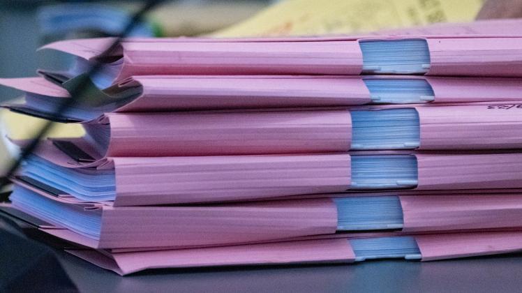 IT-Störung legt Gerichte lahm: War ein Kabel beschädigt?